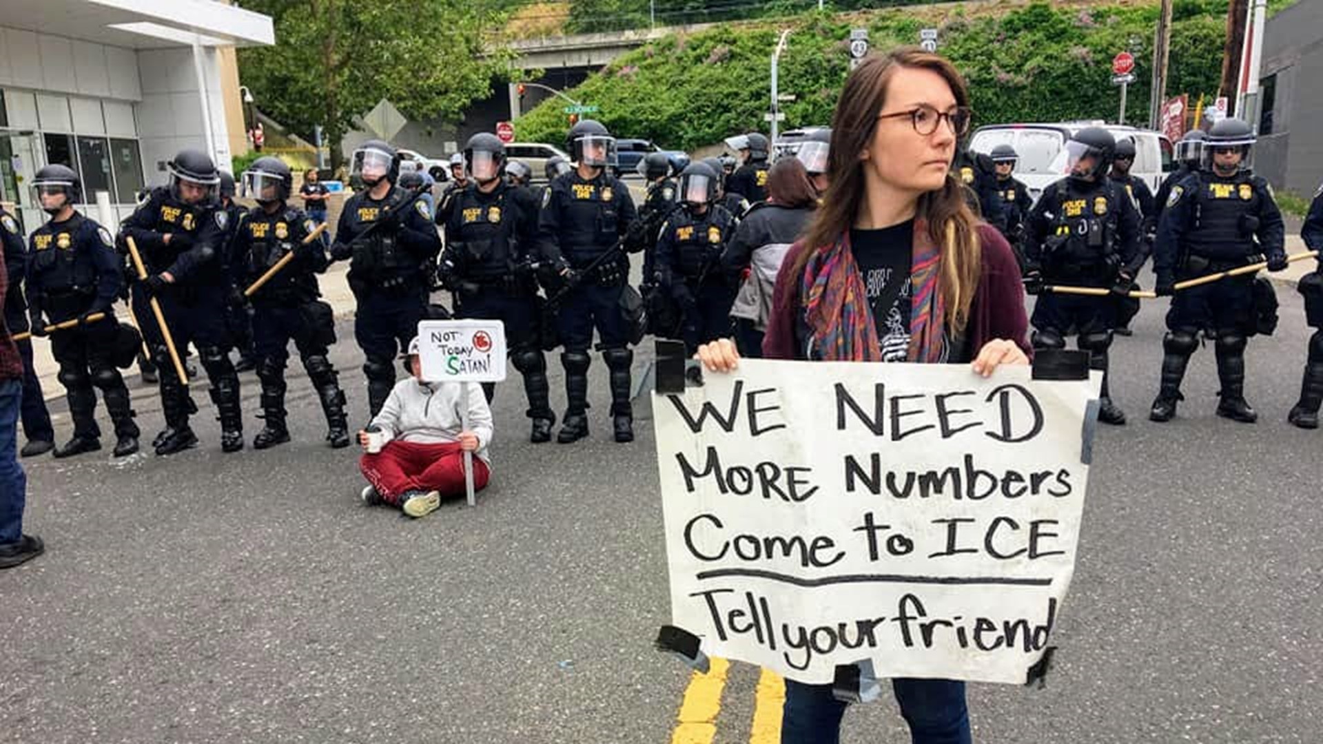 ICE resumes normal operations in Portland as protest continues | kgw.com