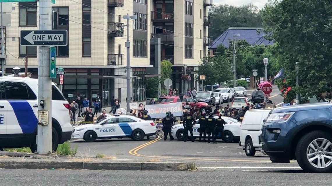 ICE resumes normal operations in Portland as protest continues | kgw.com