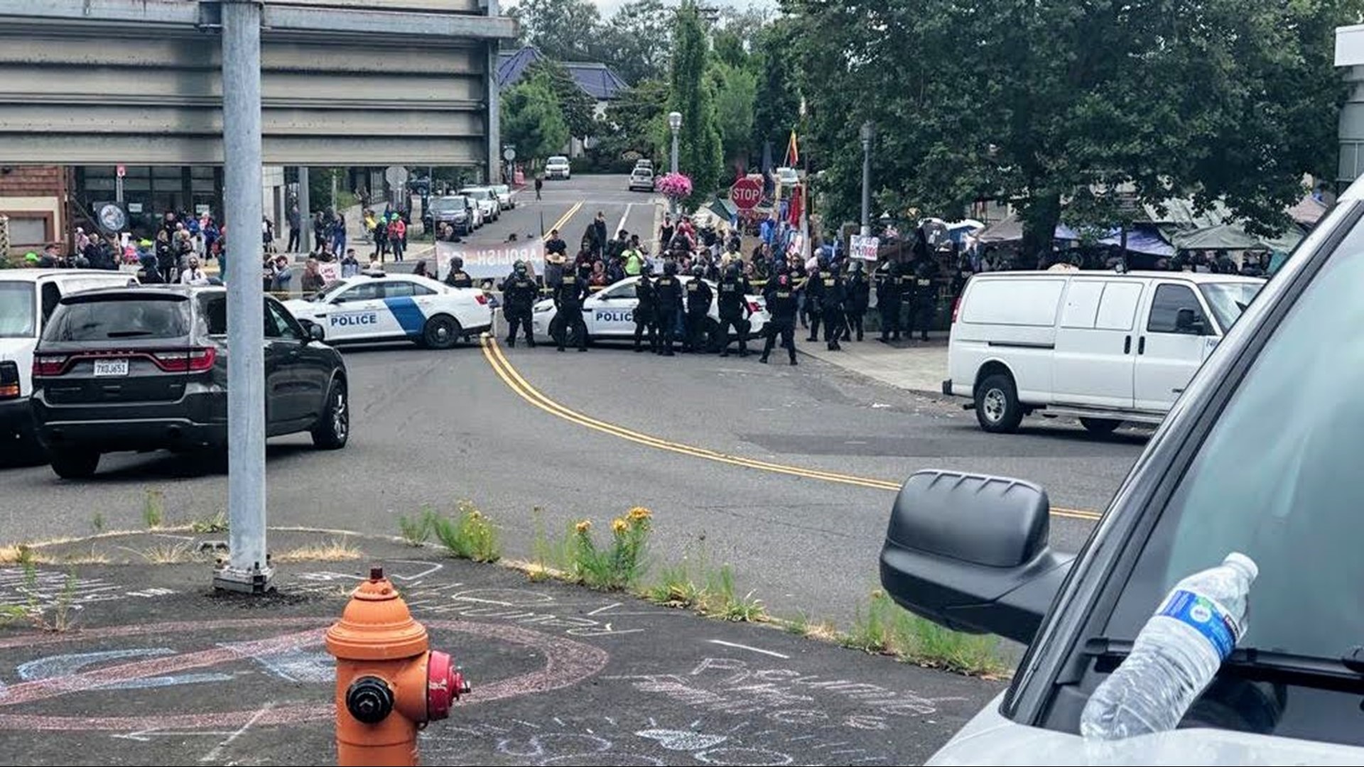 ICE resumes normal operations in Portland as protest continues | kgw.com
