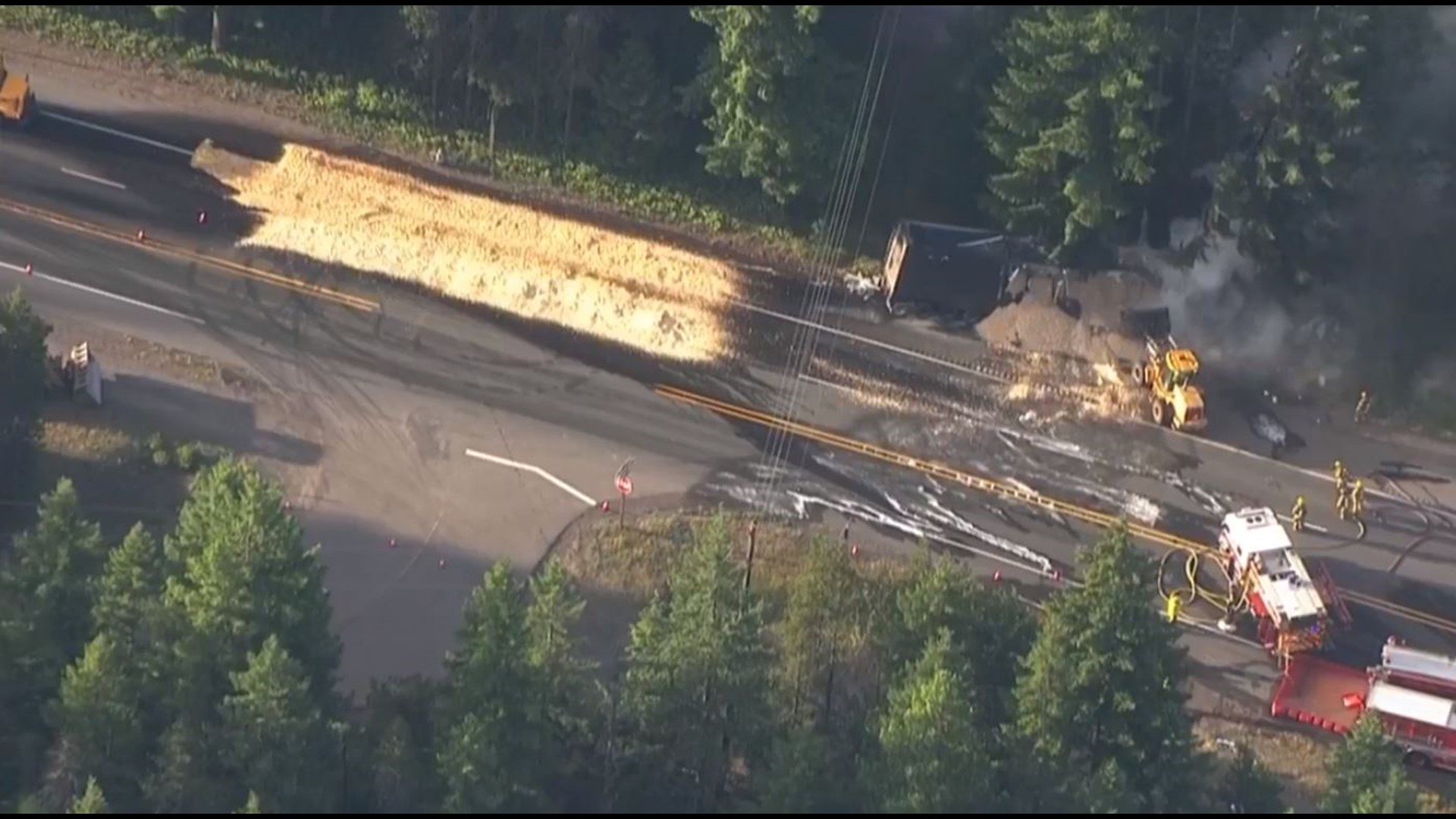 Two dead in U.S. 26 crash near Welches | kgw.com