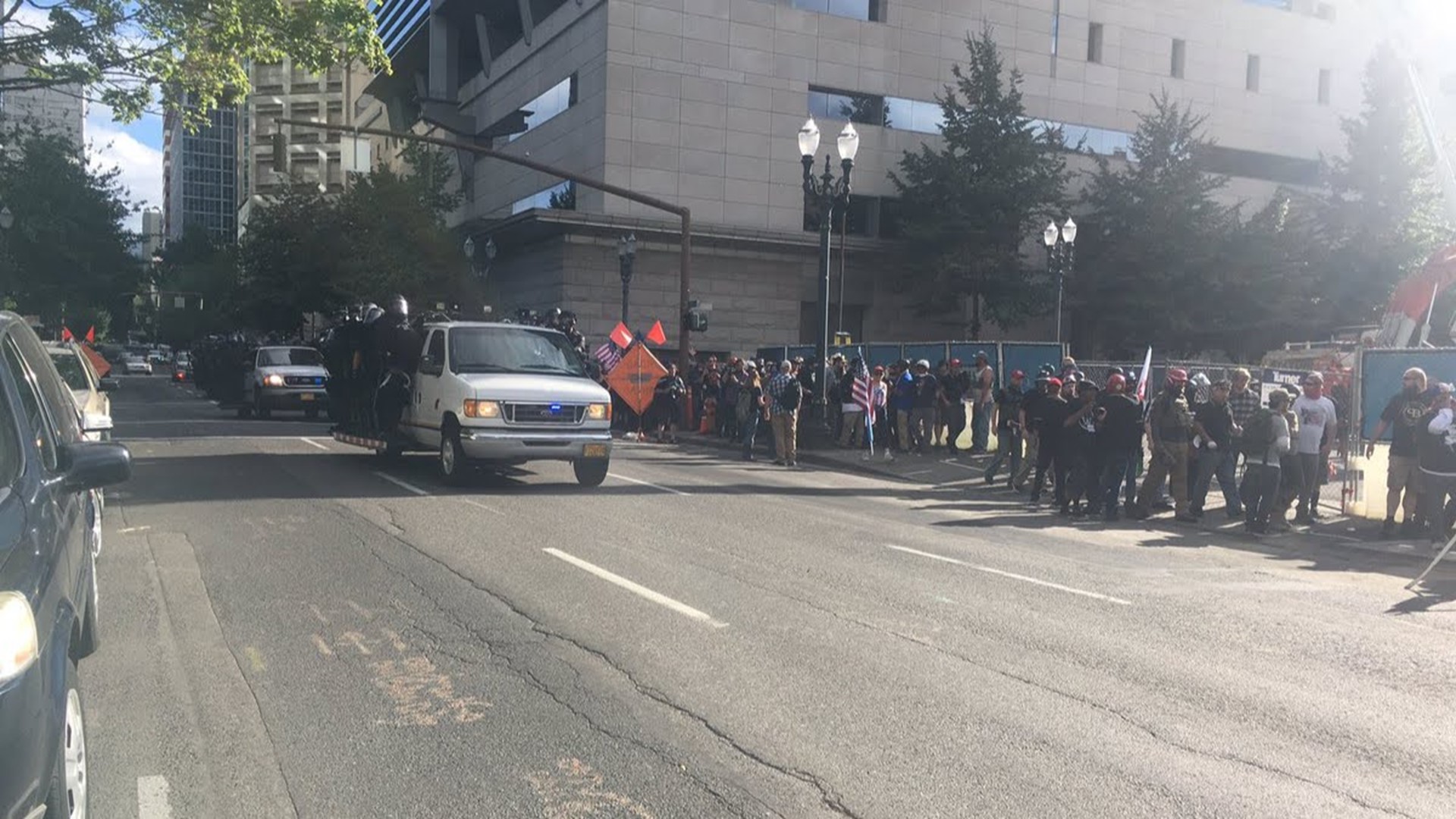 Police deem dueling protests 'riot' in downtown Portland | kgw.com