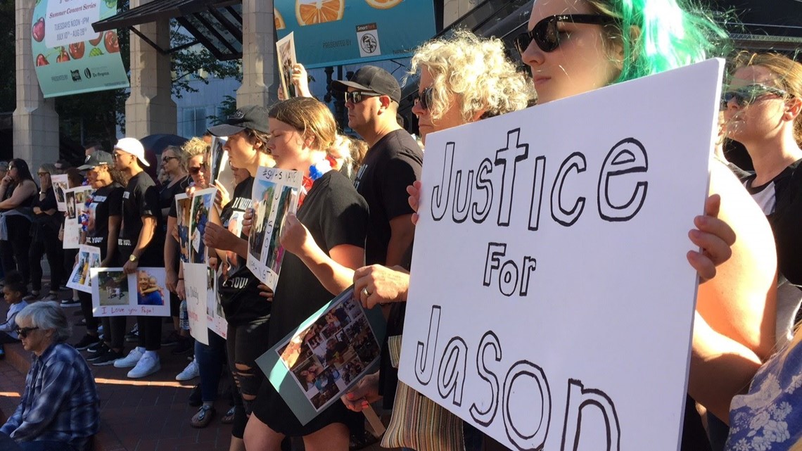 Students protest Portland State police deadly shooting | kgw.com