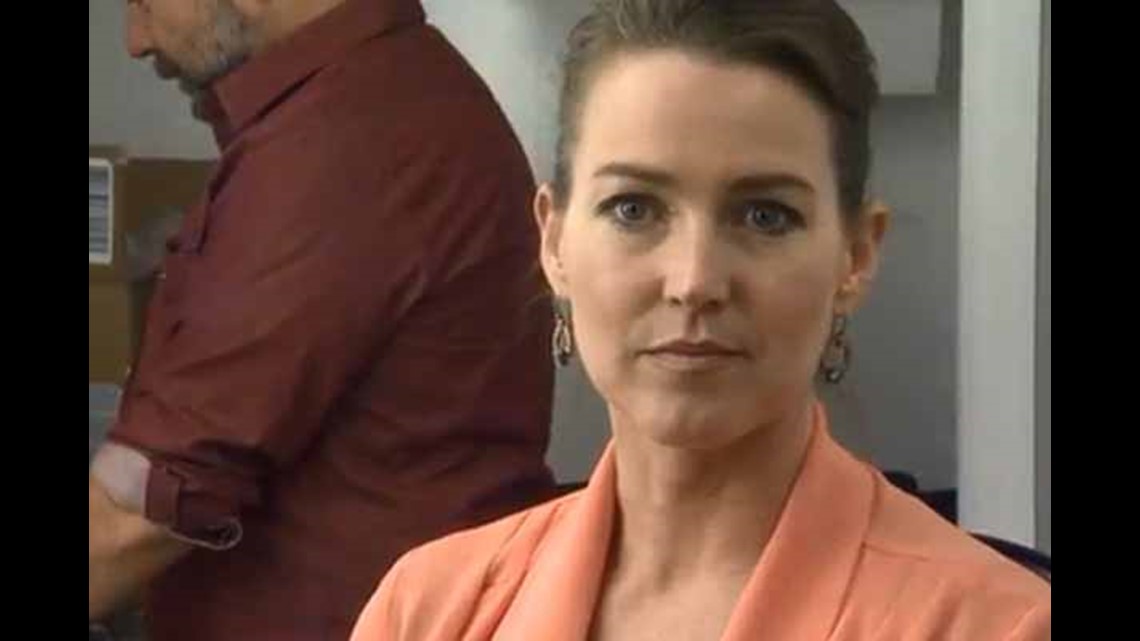 Report: Kitzhaber's fiance had undisclosed marriage to immigrant, 18 | kgw.com