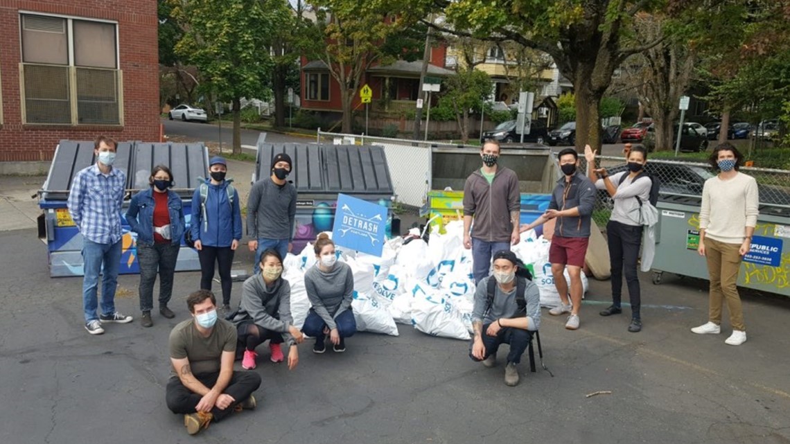 Volunteers pick up litter and 'Detrash Portland' | kgw.com