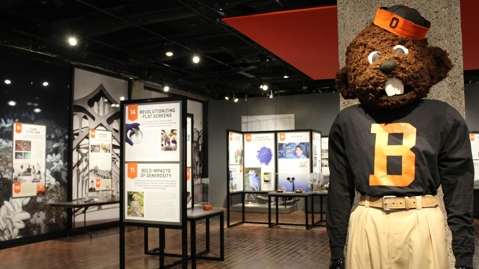Oregon State's title trophy displayed at historical society | kgw.com