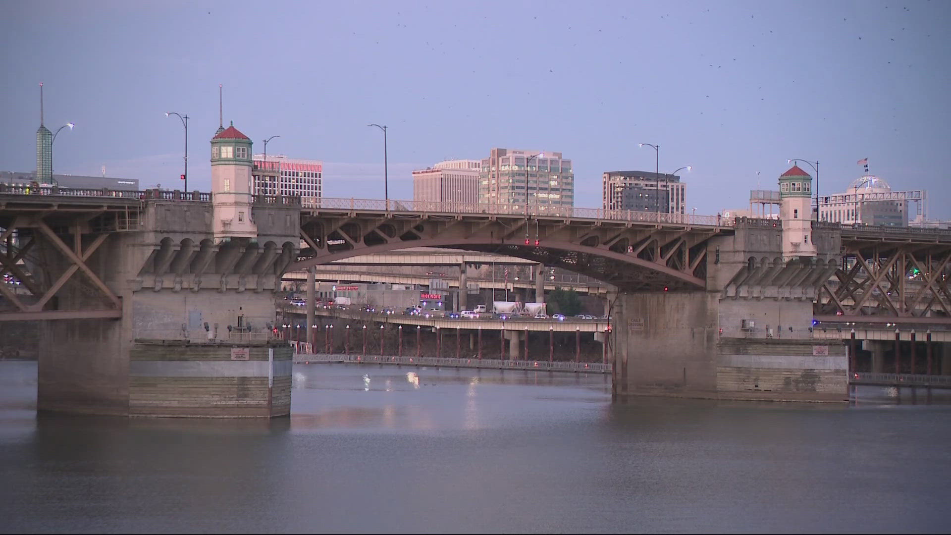 Burnside Bridge reopens after mechanical issue forces rush-hour closure ...