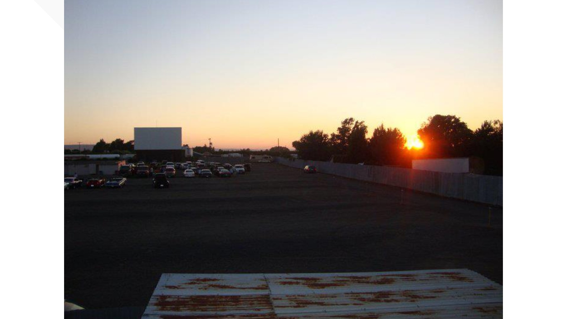 8 places to see drive-in movies this summer in Oregon | kgw.com