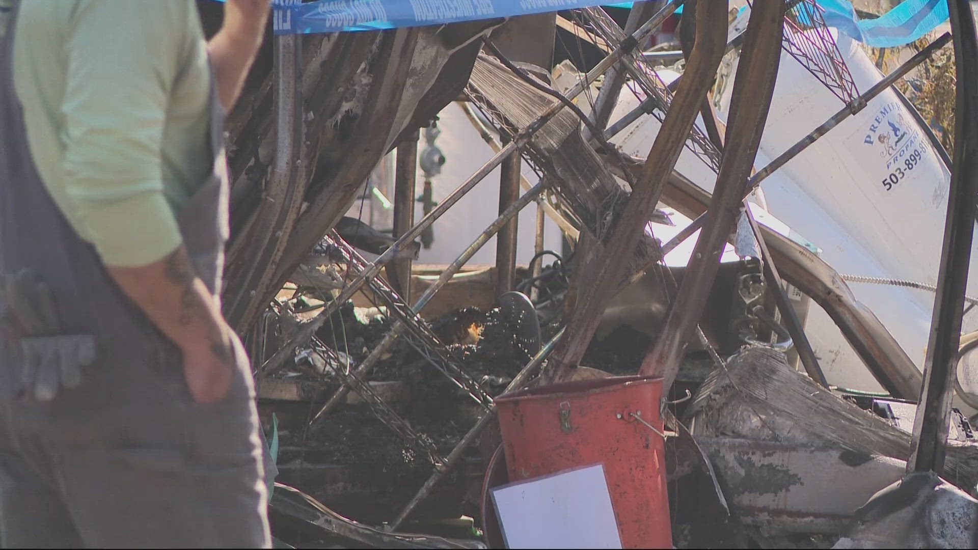 Explosion in Southeast Portland destroys food truck pod | kgw.com