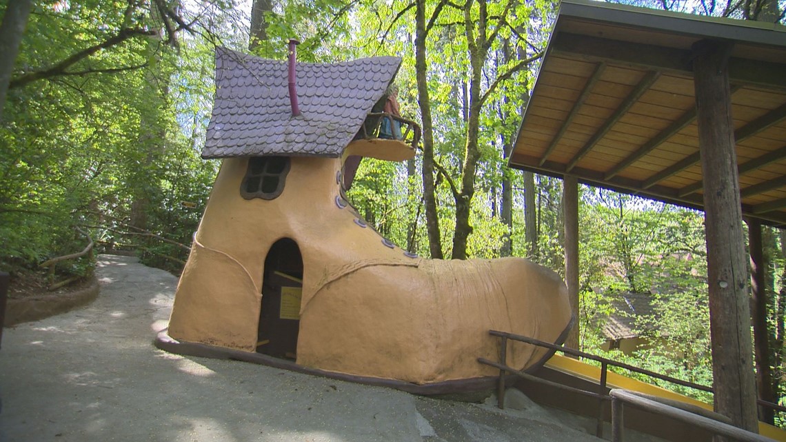 Enchanted Forest theme park reopens at full capacity | kgw.com