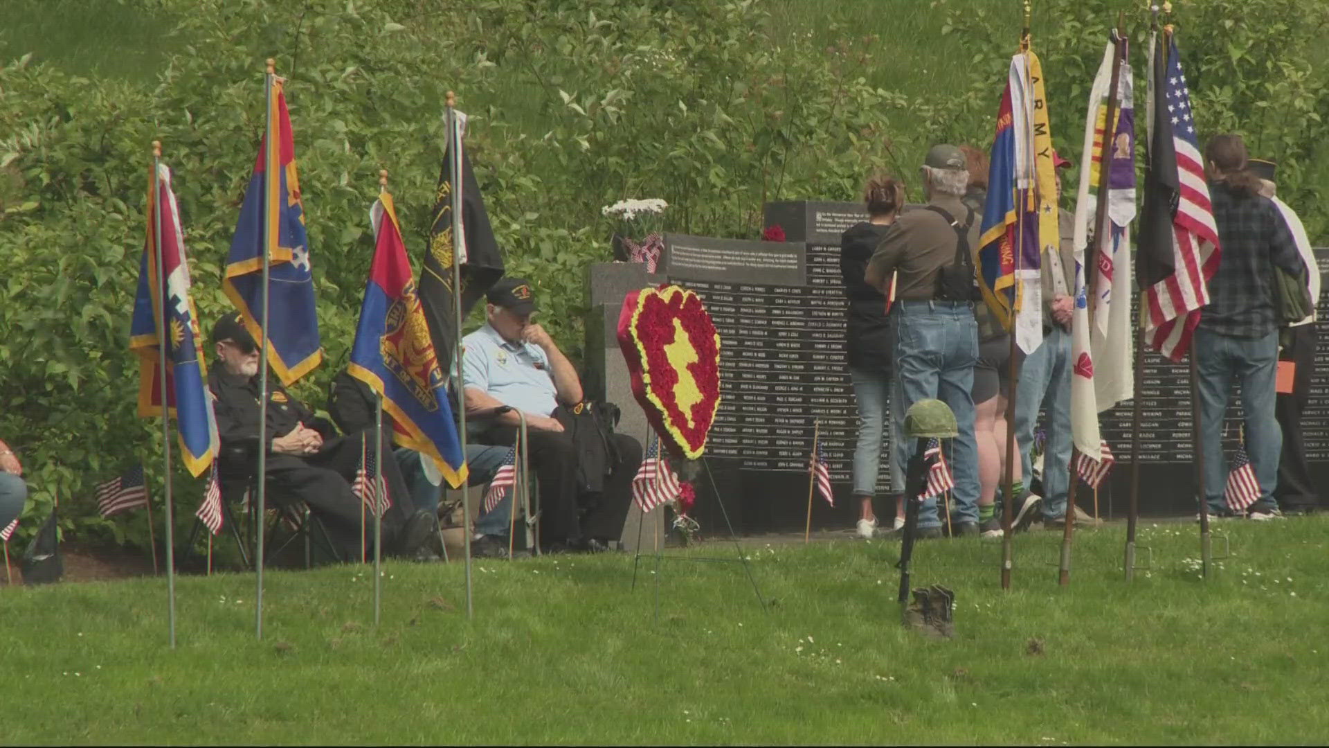 Special ceremony honors veterans across Oregon on Memorial Day | kgw.com