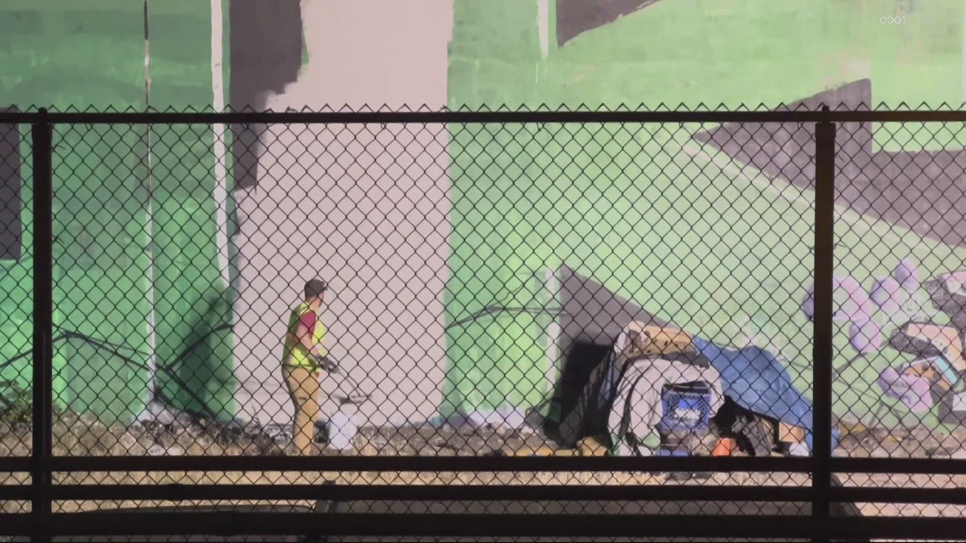 Teen arrested in Portland for tagging I-84 after graffiti cleanup | kgw.com