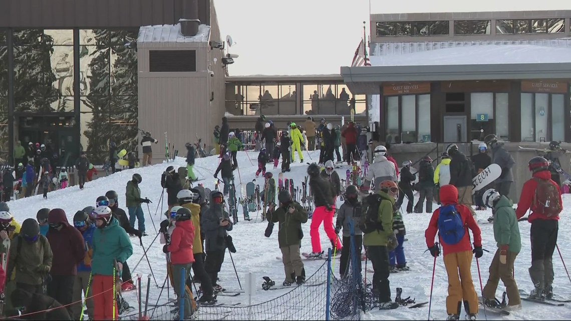 Oregon ski resorts begin early season operations | kgw.com