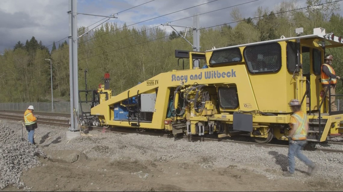 TriMet construction will close I-84 near I-205 through the weekend ...