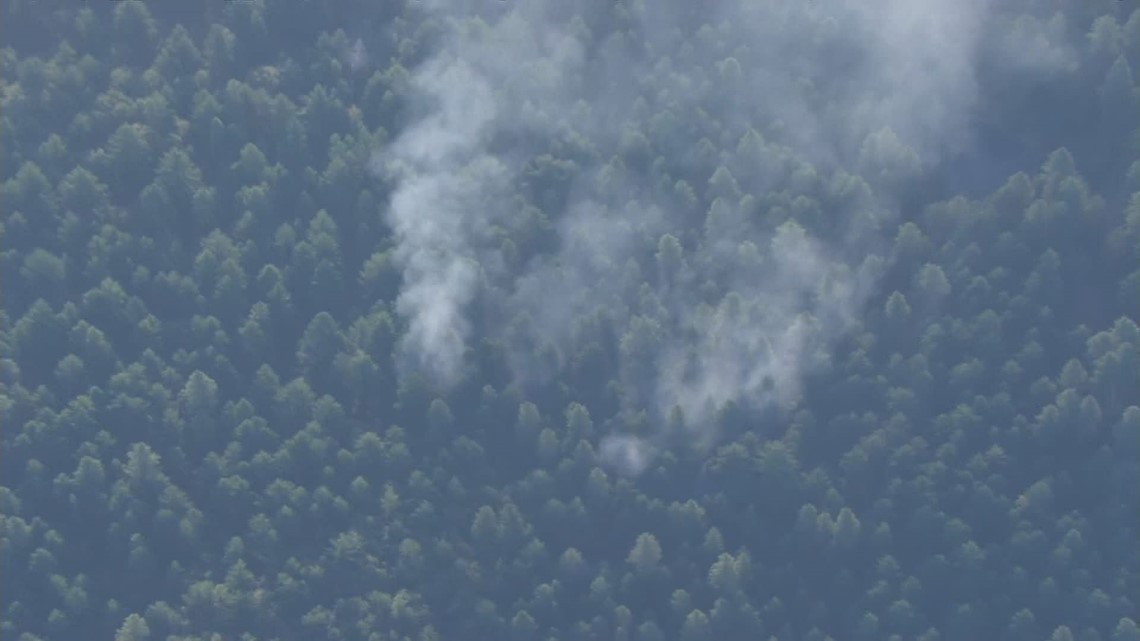 Wildfire spreads near Mosier in Oregon's Columbia River Gorge | kgw.com