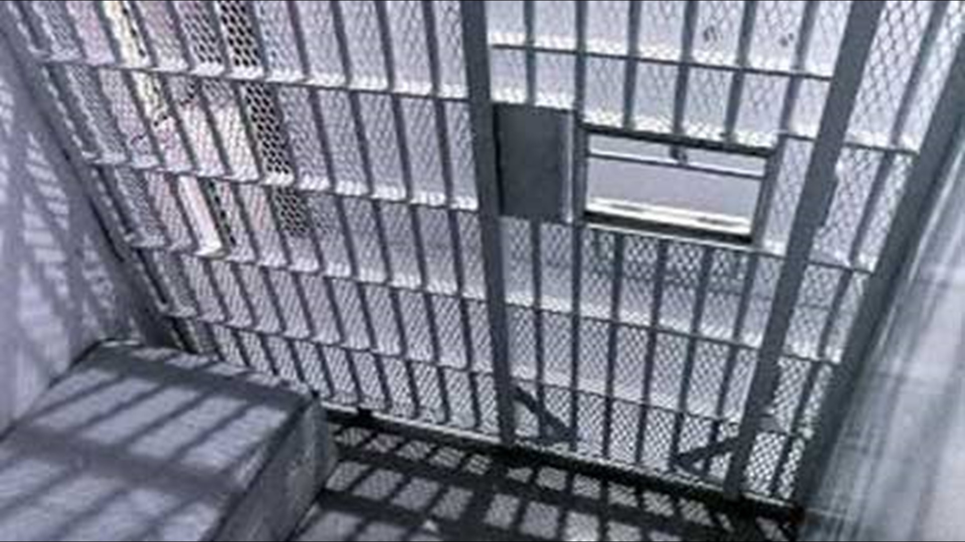 Oregon teen gets 25 years for role in father's slaying | kgw.com