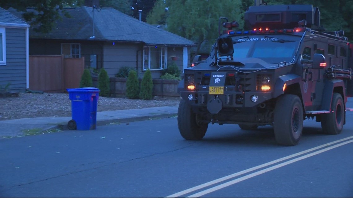 Thousands of Portlanders receive shelter-in-place alert | kgw.com