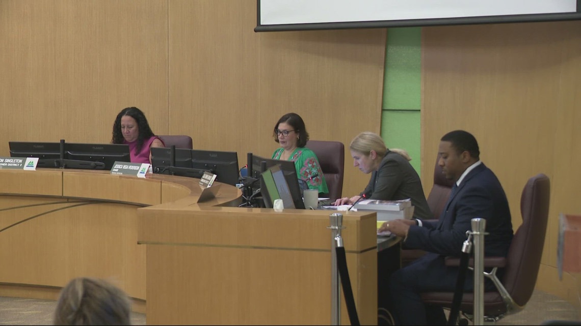 Program helping first-time parents may be eliminated under county budget cuts | kgw.com