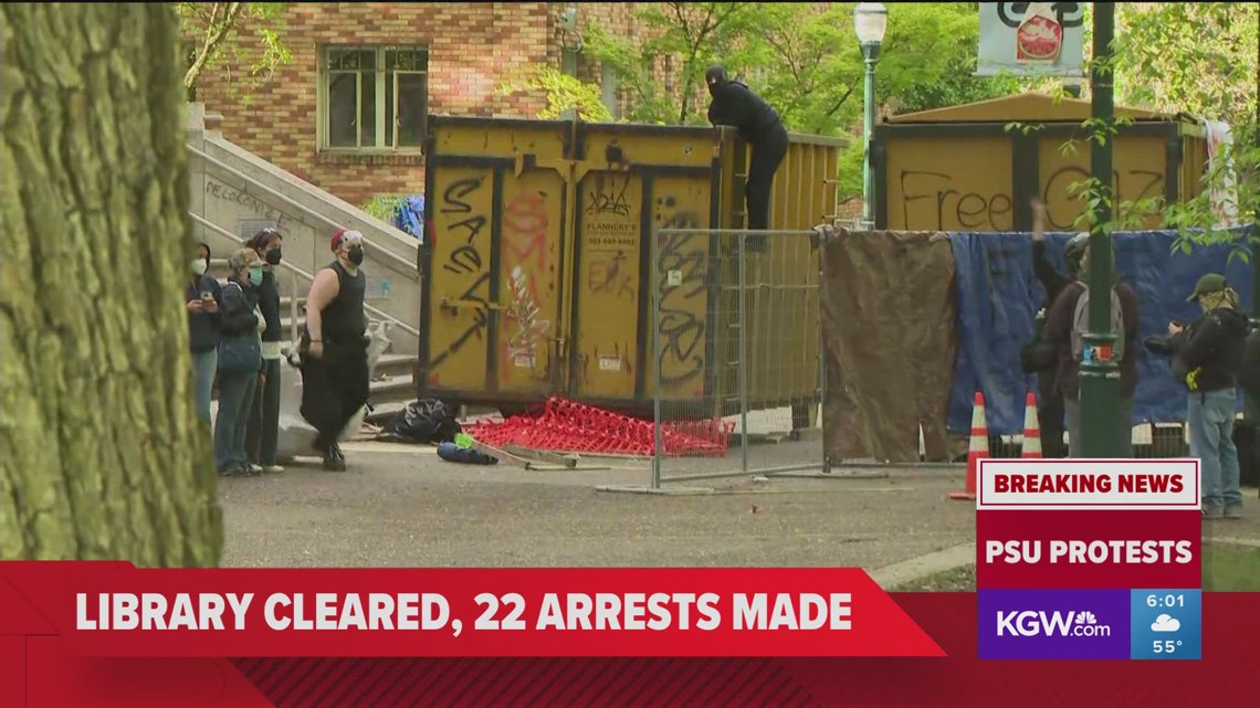 Protesters return to Portland State University library after police ...