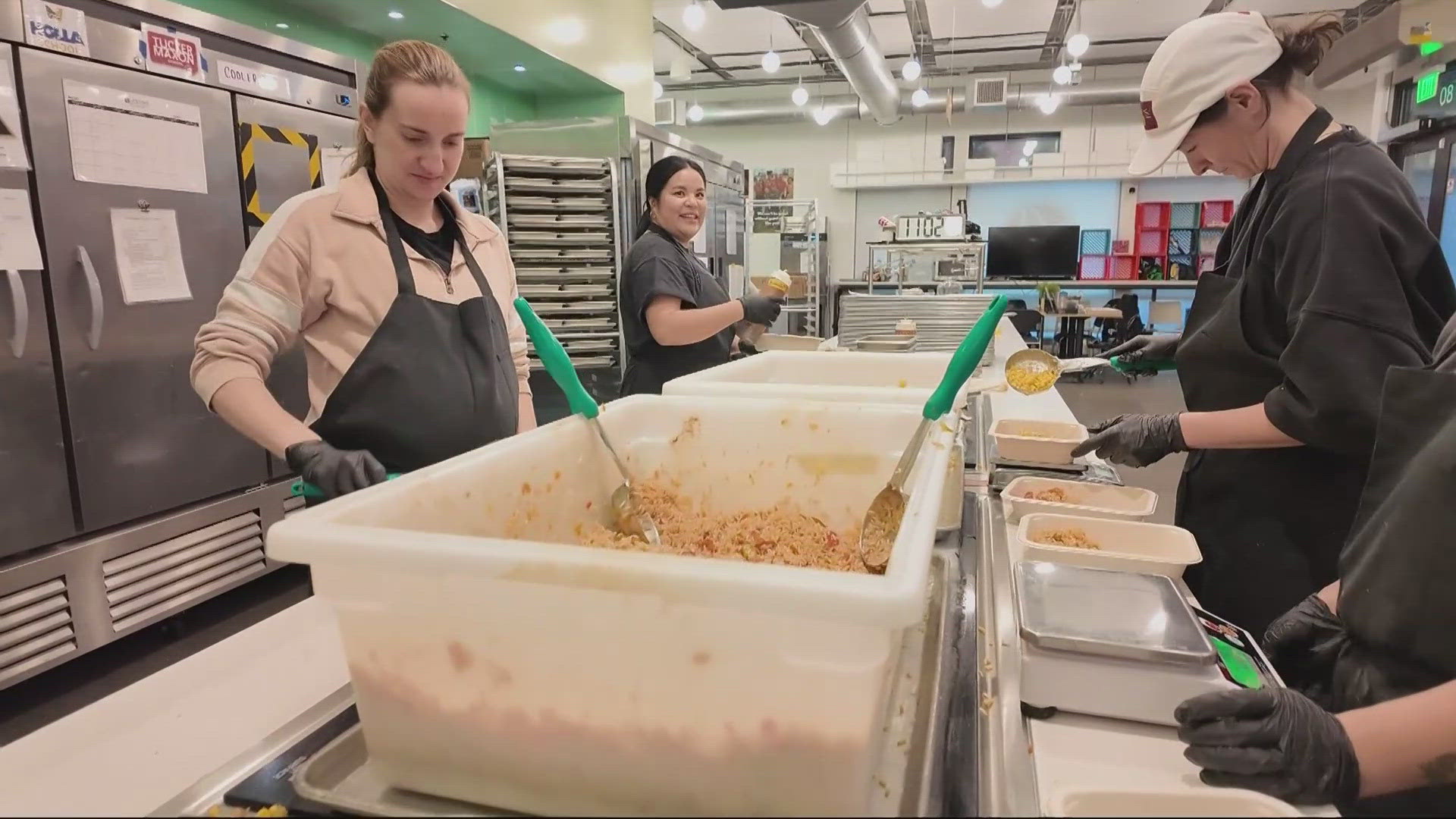 Feed the Mass steps up as SNAP uncertainty grows | kgw.com