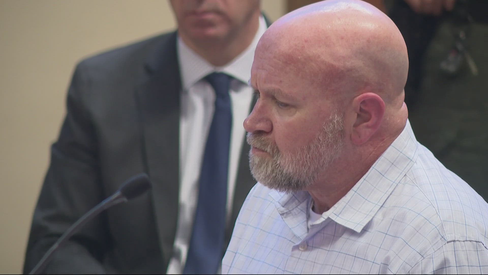 Driver sentenced in deadly I-5 crash that killed 7 farmworkers | kgw.com