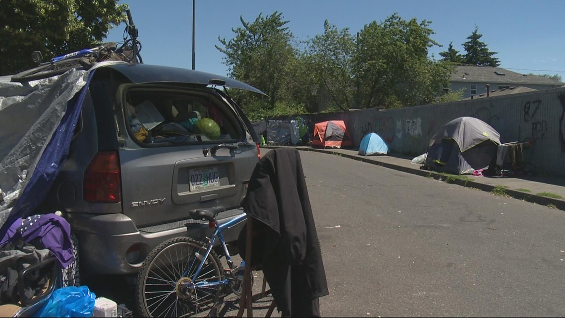 Families in Southeast Portland say growing homeless camps have them ...
