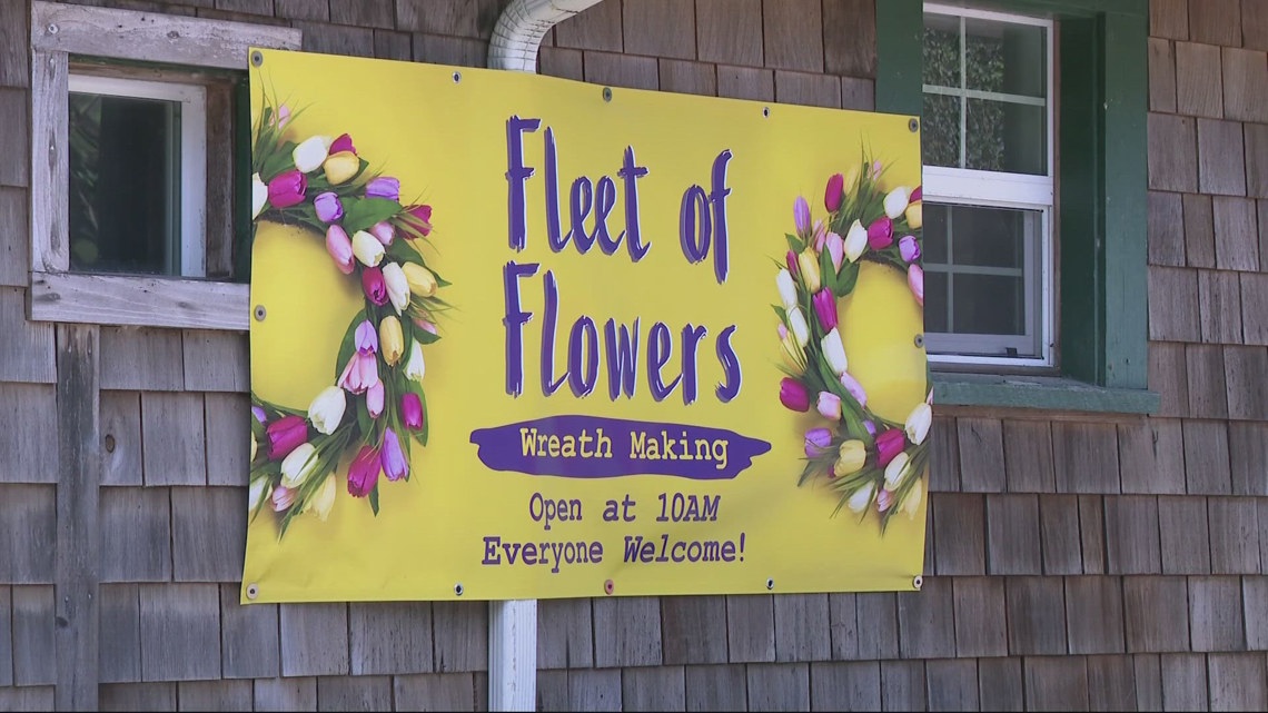 Annual Memorial Day Fleet of Flowers in Depoe Bay facing boycott after ...