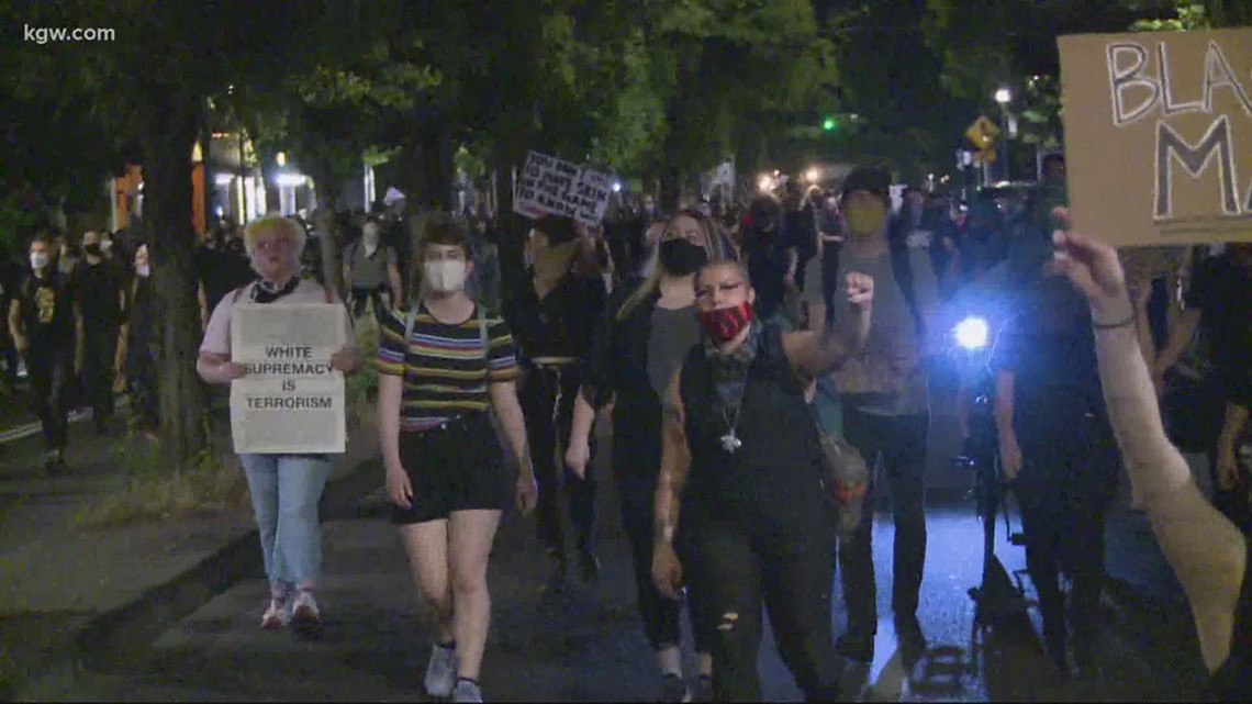 Portland protests: Protesters march to North Precinct | kgw.com