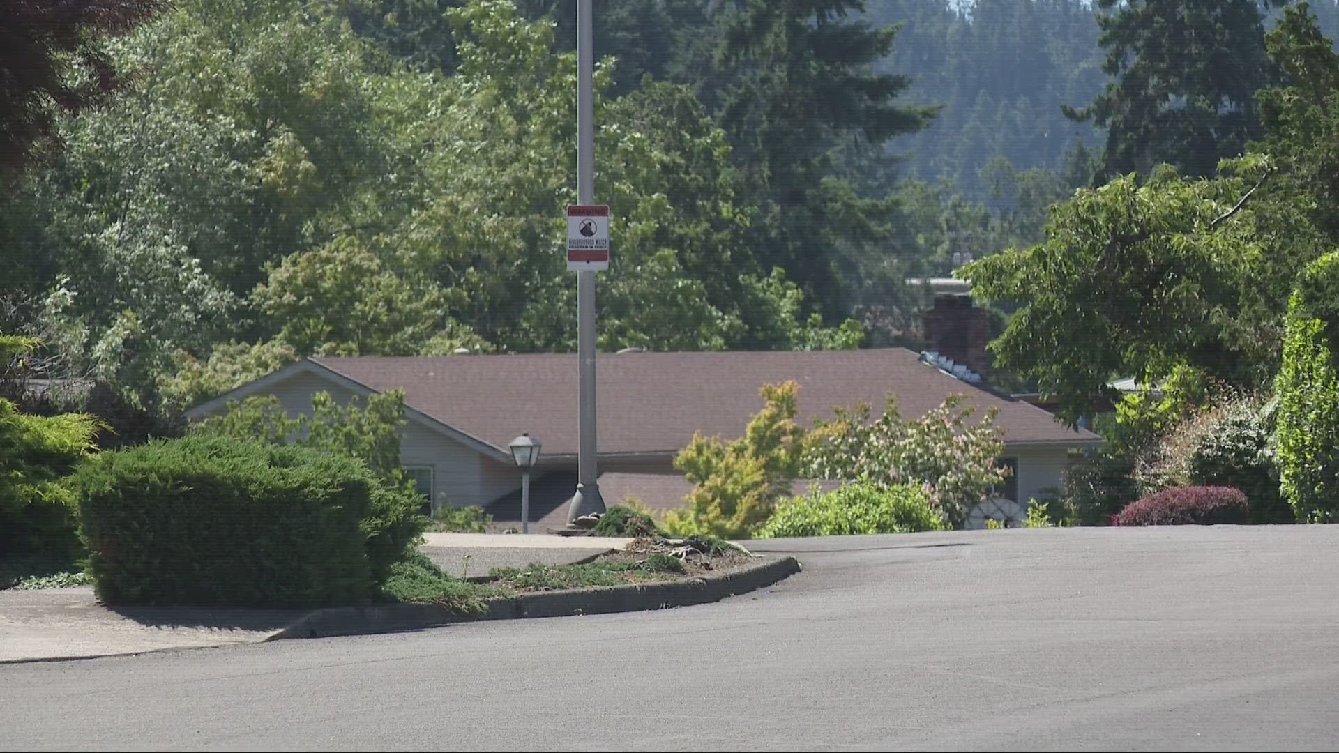 Violent home invasion in Gladstone leaves woman hospitalized; suspect ...