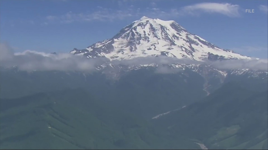 Social media panic over Mount Rainier earthquakes debunked by ...