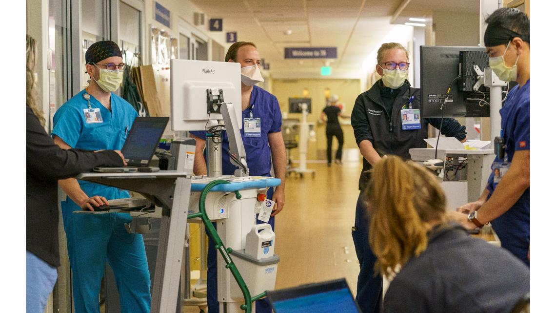 Overwhelmed: Inside OHSU's COVID ICU | kgw.com