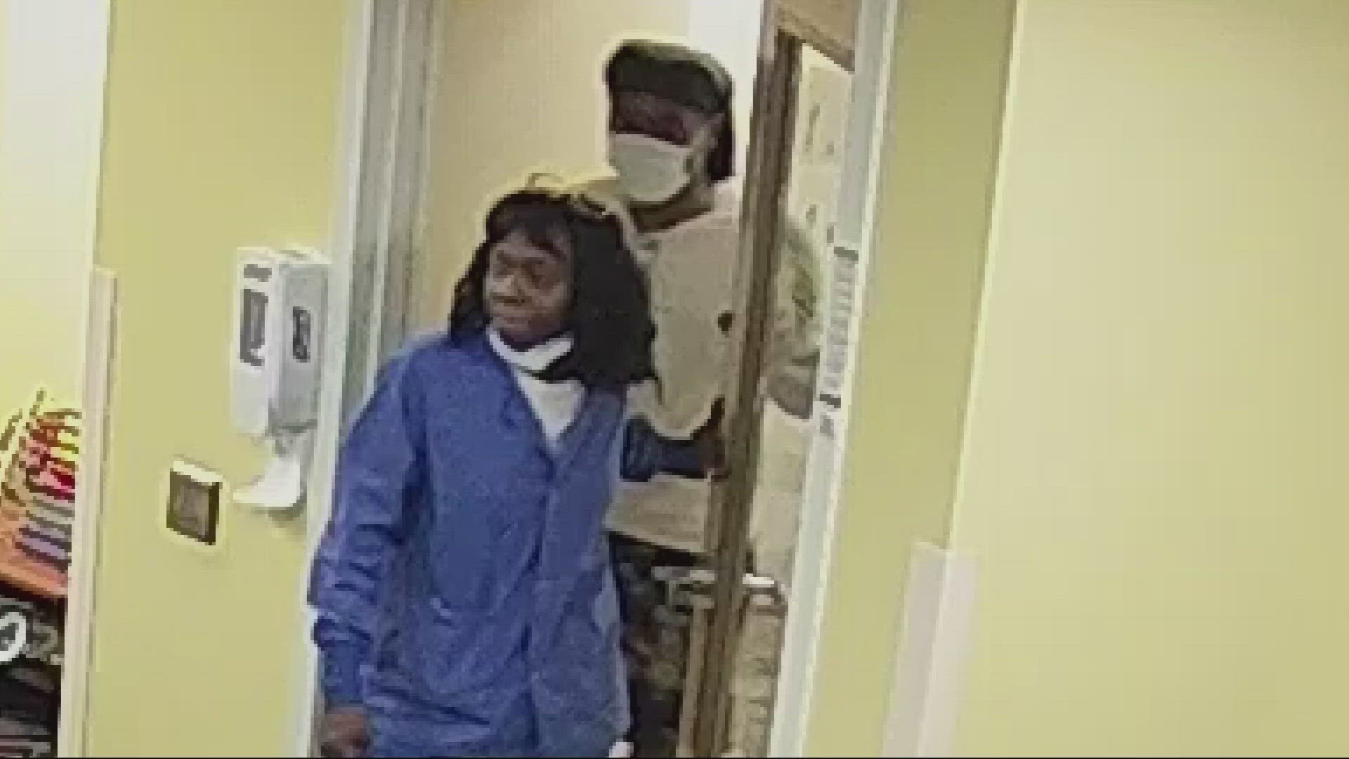 Portland clinic robbed by thieves dressed as medical personnel | kgw.com
