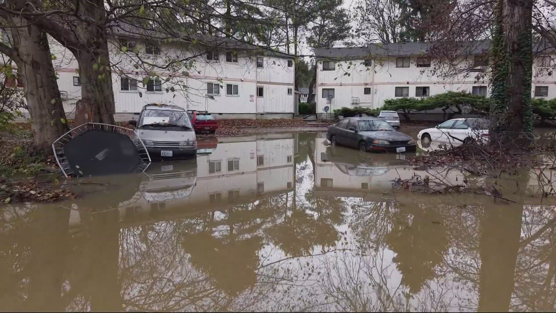 Oregon Red Cross volunteer aids western Washington as flood displaces ...