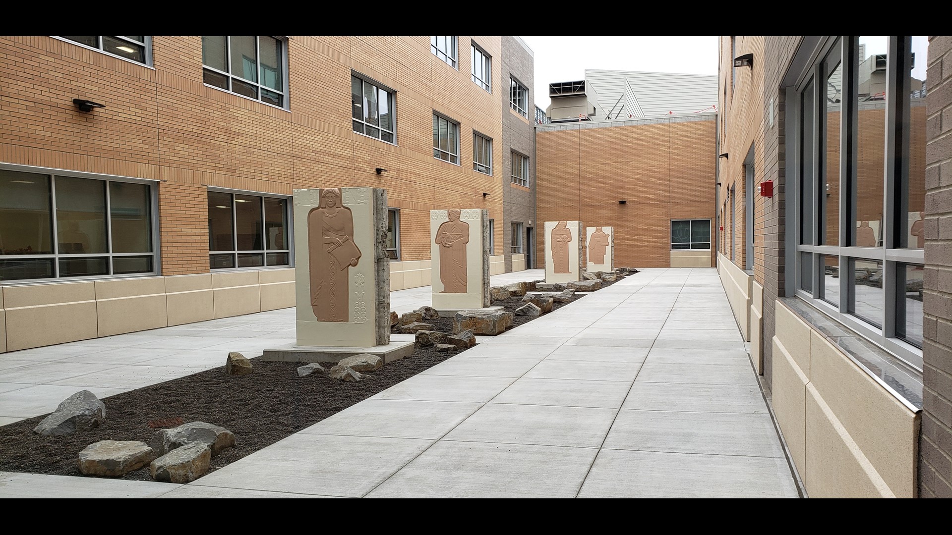 Rod Hill visits Gresham | kgw.com