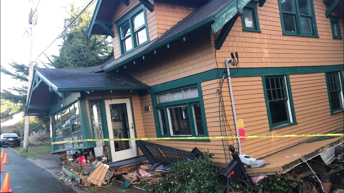 Astoria home pushed off its foundation by mudslide during storm | kgw.com