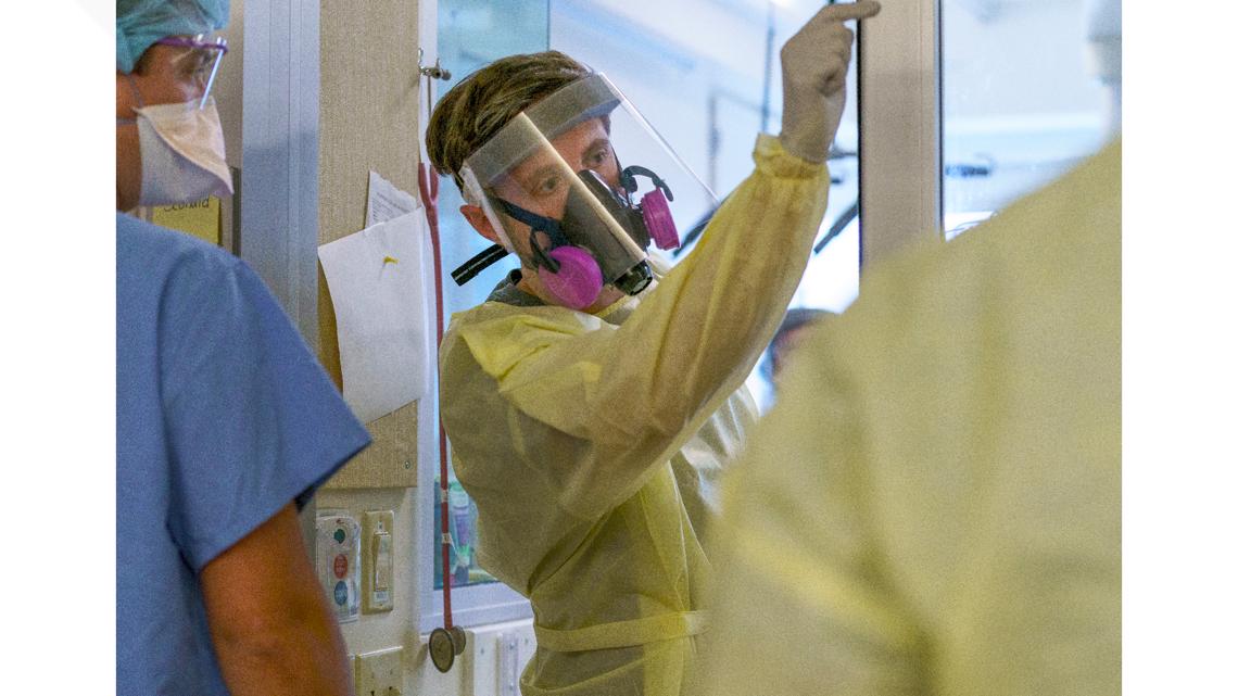 Overwhelmed: Inside OHSU's COVID ICU | kgw.com