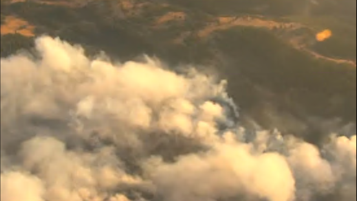 Wildfire spreads near Mosier in Oregon's Columbia River Gorge | kgw.com