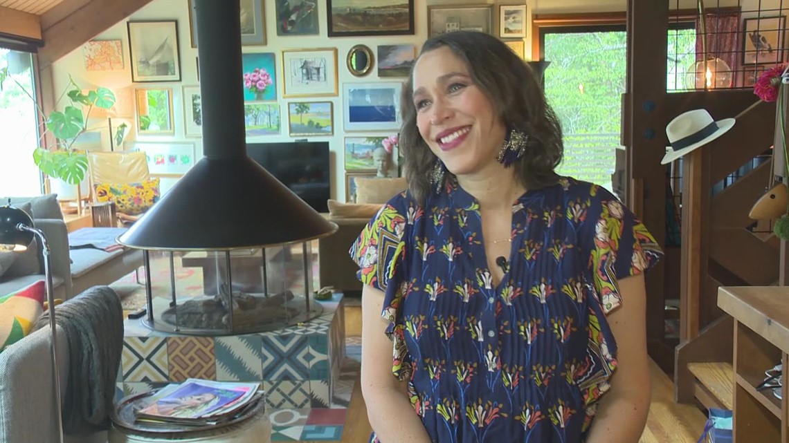 One-on-one with Pink Martini singer China Forbes | kgw.com