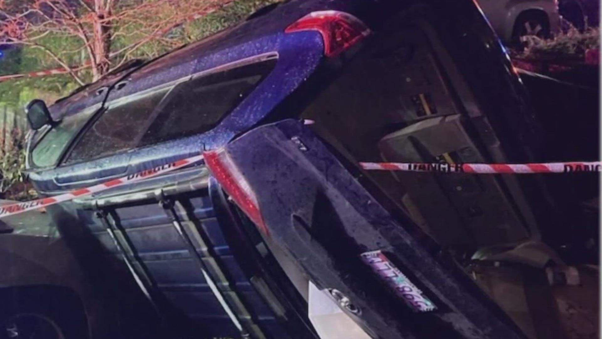 Fire cred rescue person from flipped minivan in Northeast Portland ...