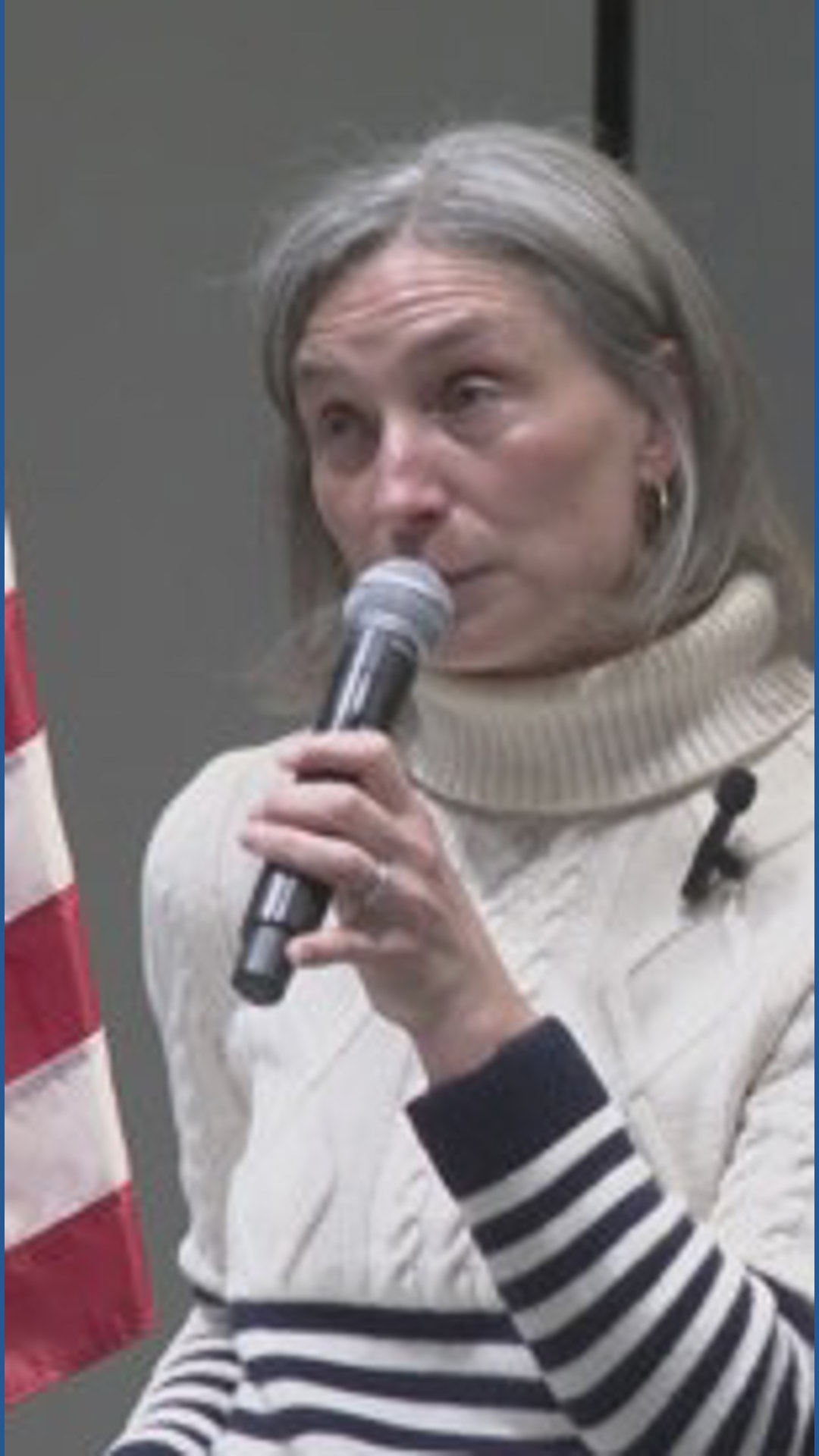 Oregon Rep. Maxine Dexter holds town hall in Happy Valley | kgw.com