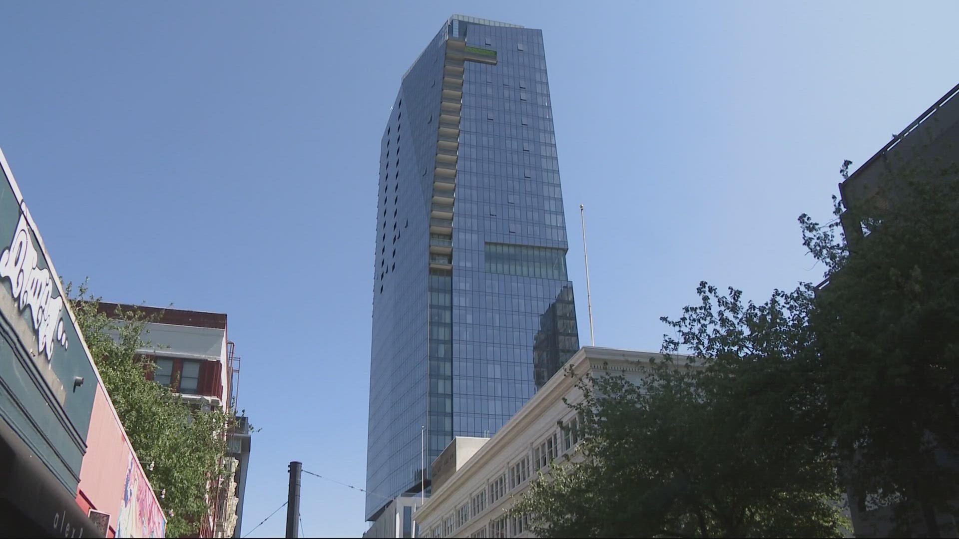 Portland's Ritz-Carlton tower faces foreclosure threat a year after ...