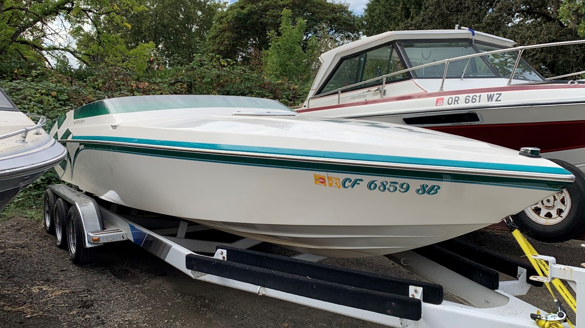 Boats damaged by Oregon wildfire removed from Detroit Lake | kgw.com