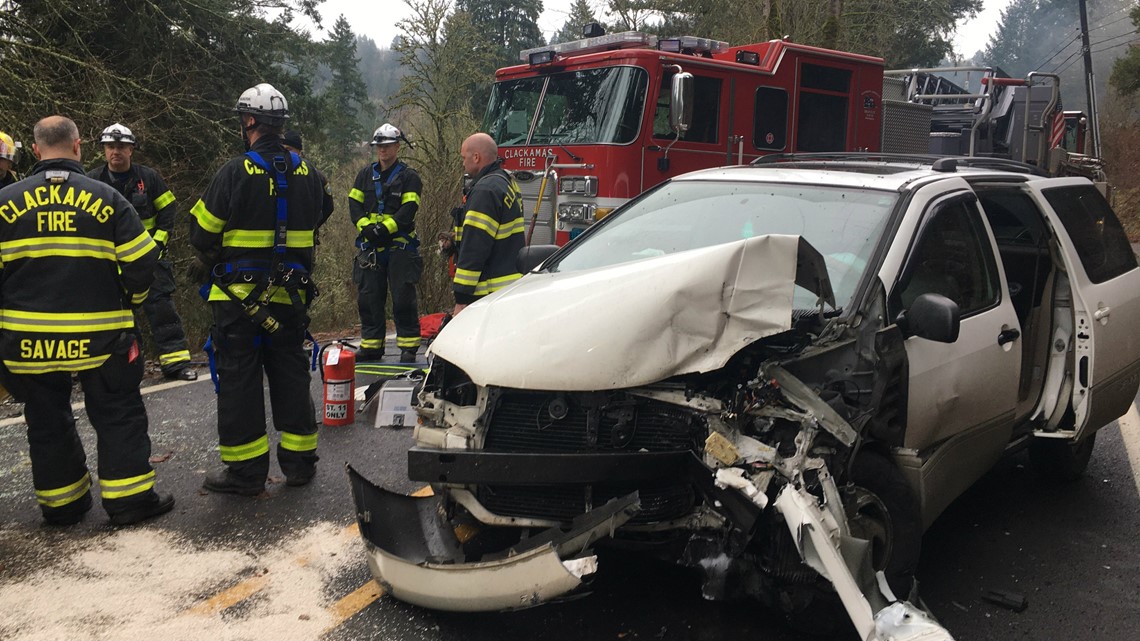 Three people injured in Oregon City crash | kgw.com
