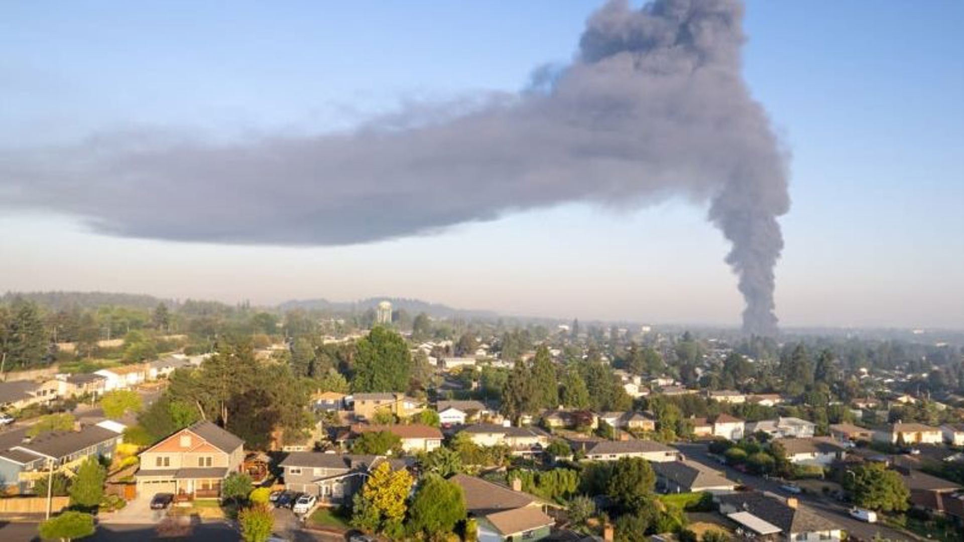 Former Kmart in Northeast Portland destroyed by fire | kgw.com