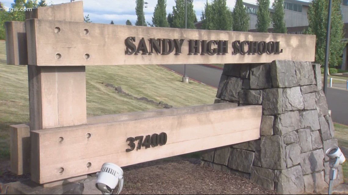 Sandy High School seeks ban of Confederate flag | kgw.com