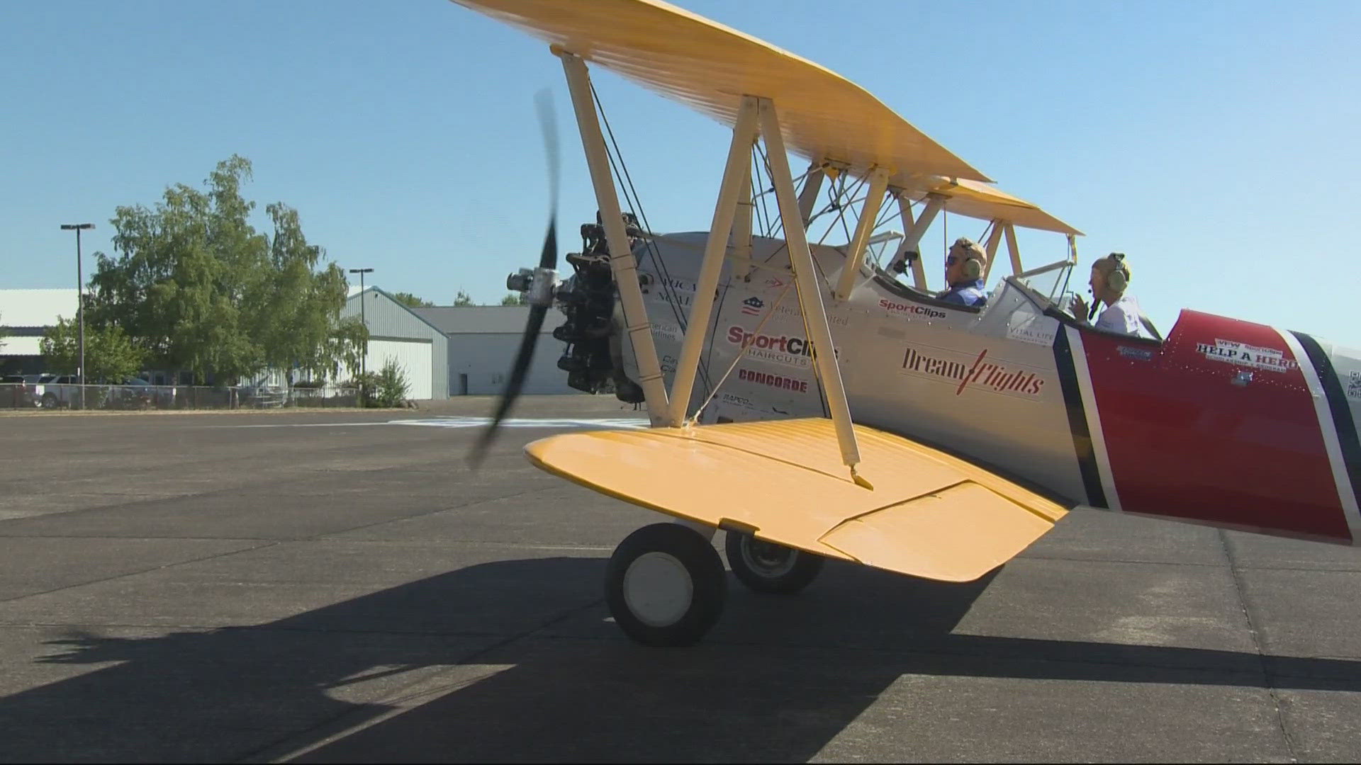 WWII biplane flight gives senior veterans in McMinnville a once-in-a ...