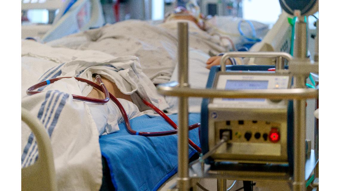 Overwhelmed: Inside OHSU's COVID ICU | kgw.com