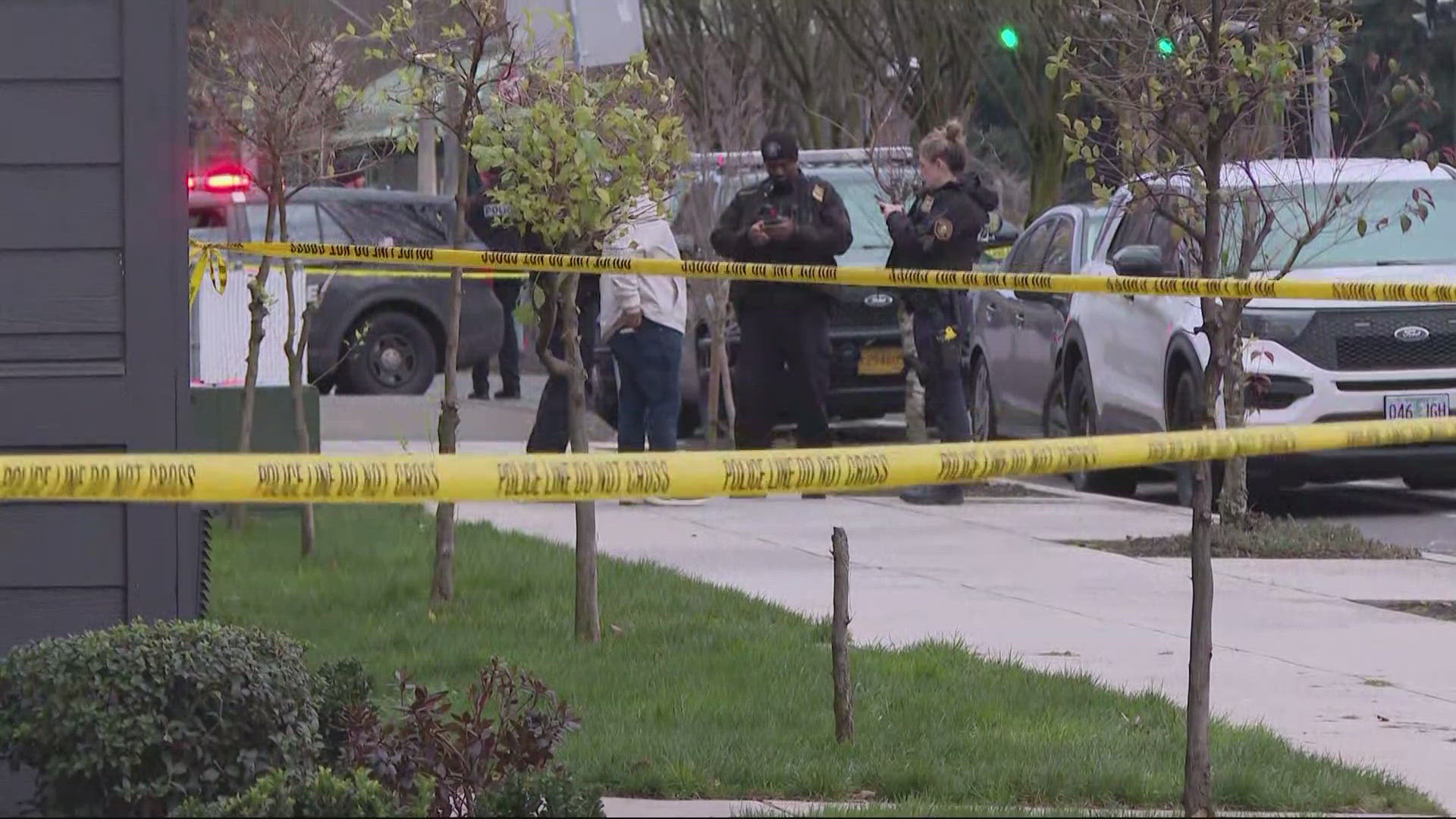 Portland police respond after federal agents shoot 2 people | kgw.com