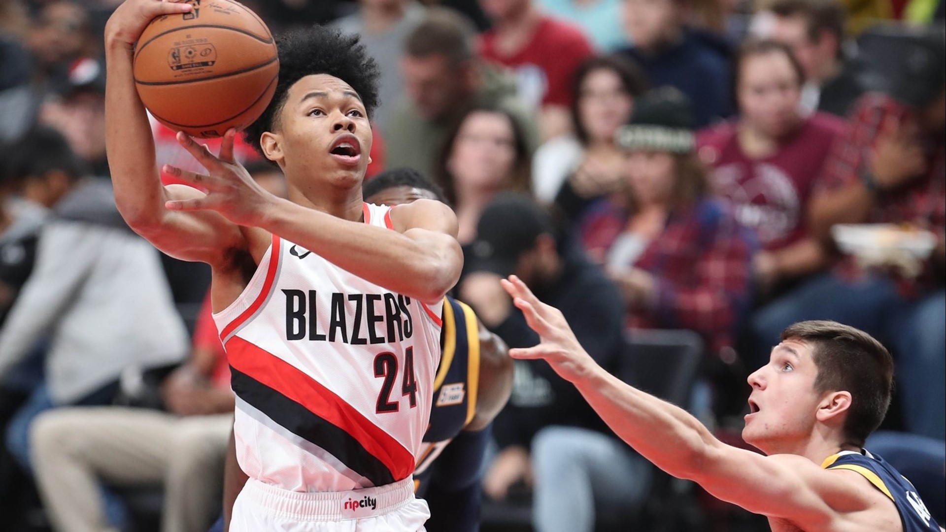 Anfernee Simons scores 35 points, suffers ankle injury in Blazers ...
