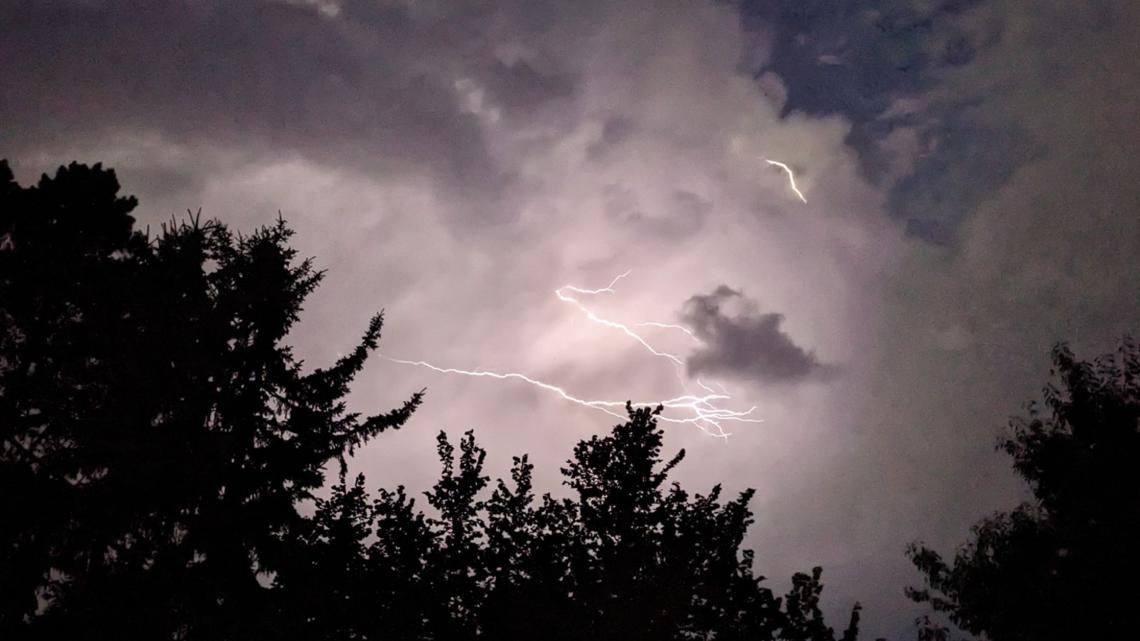 Oregon weather: lightning strikes, thunder and rain | kgw.com