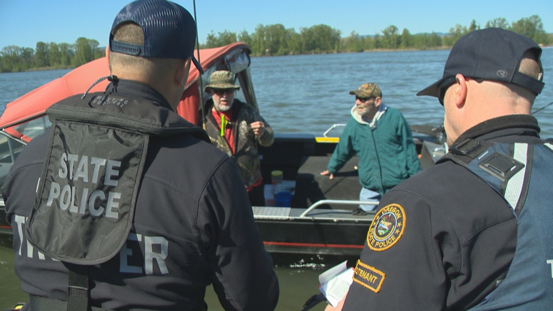 OSP enforces state regulations on Columbia River salmon fishing | kgw.com